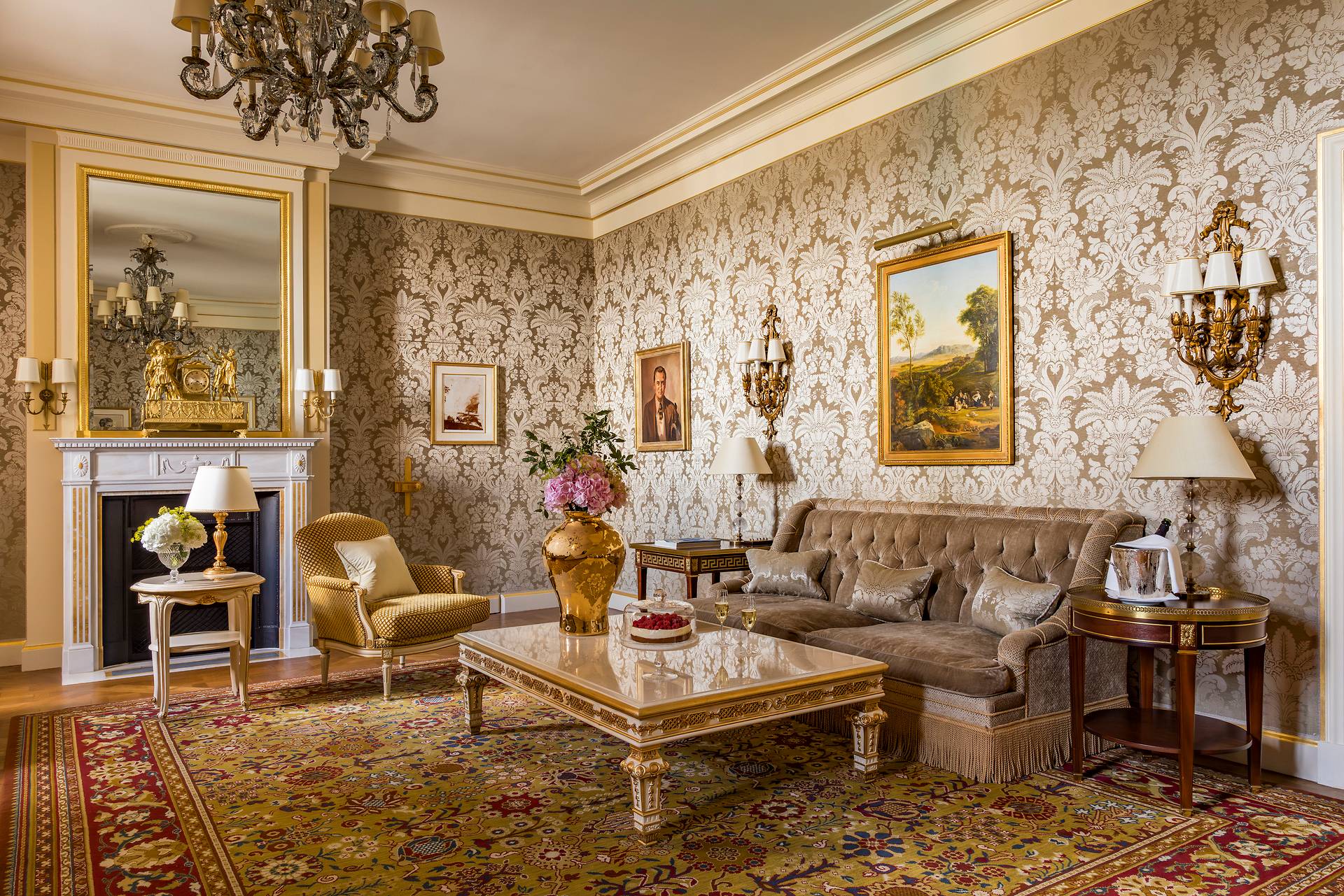 Rooms and Suites | Ritz Paris