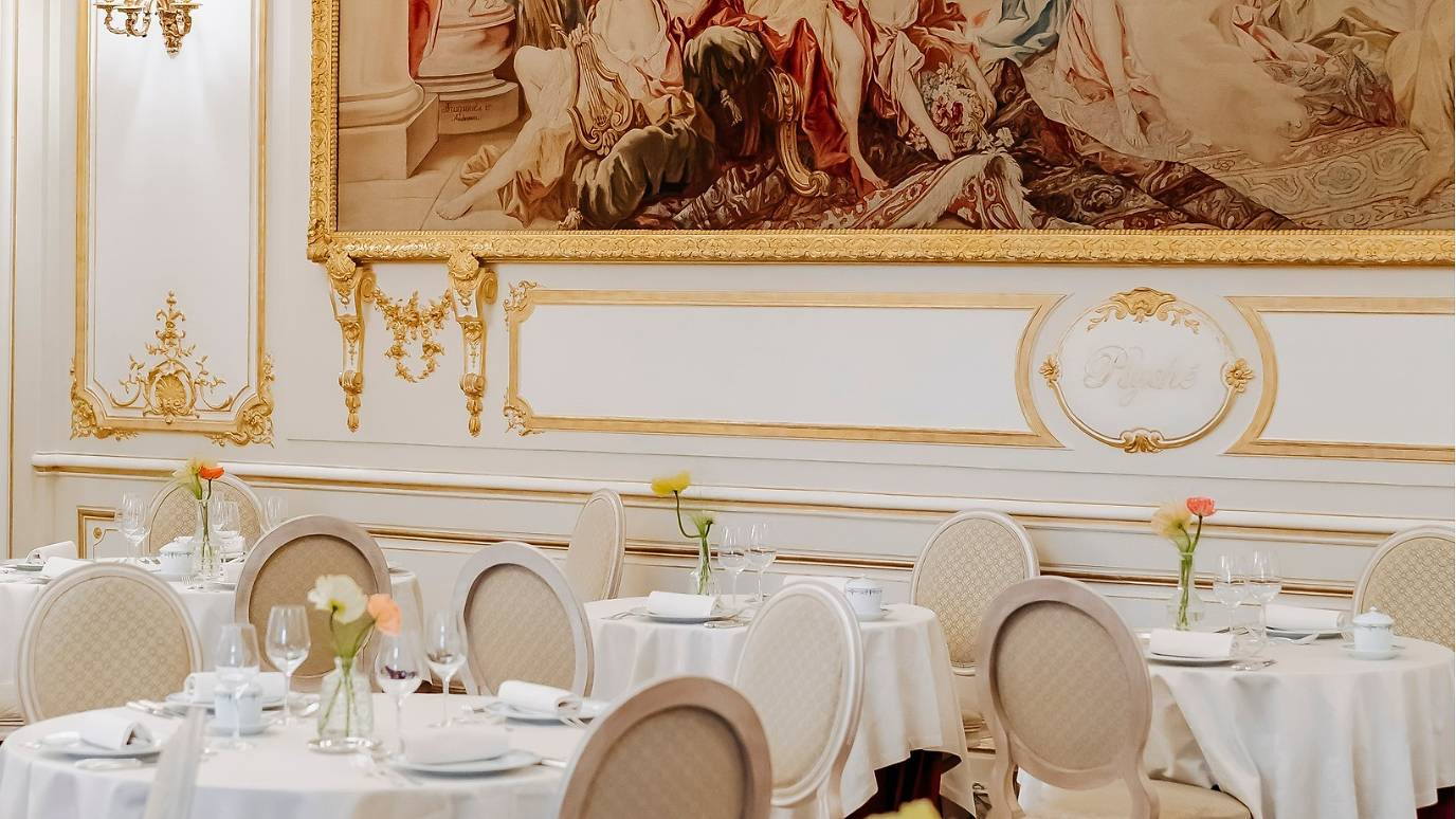 Buffet under the glass roof for the Sunday brunch at the Ritz Paris